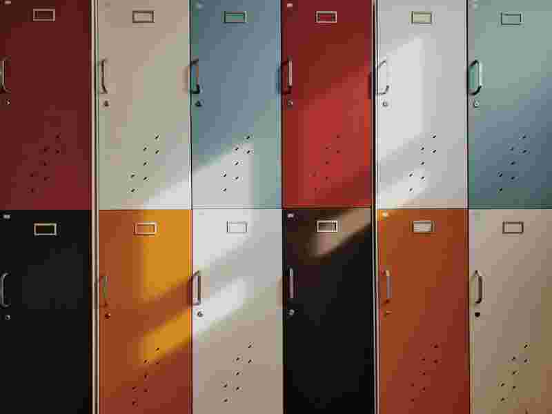 Simple Back to School Packing List for High School Students